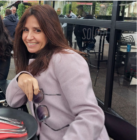 ΣΥΝΕΝΤΕΥΞΗ ΜΕ ΤΗΝ ΒΑΣΩ ΓΟΥΛΙΕΛΜΑΚΗ - Κοινωνικά Γραφήματα