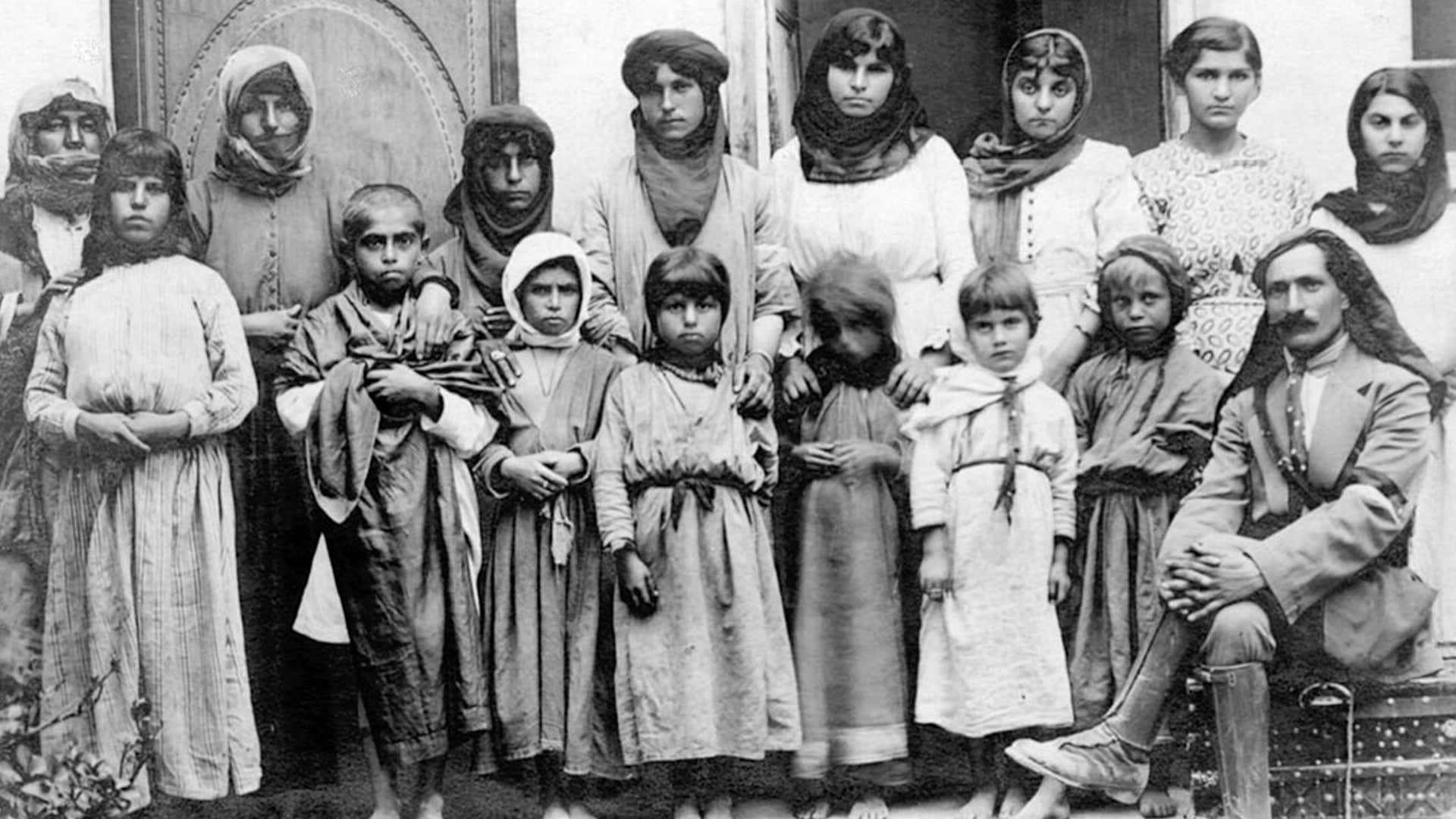 Η ΓΕΝΟΚΤΟΝΙΑ ΤΩΝ ΑΡΜΕΝΙΩΝ (1915) - Κοινωνικά Γραφήματα